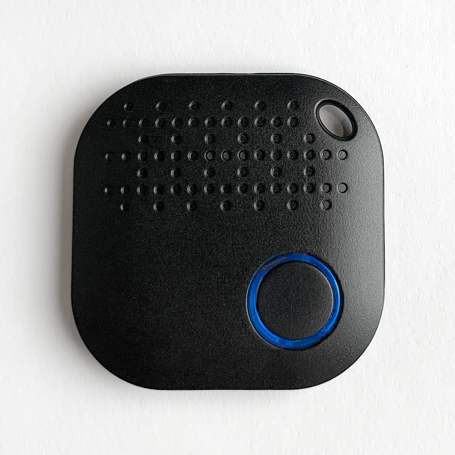 BC021 top view flashing blue LED – Blue Charm Beacons